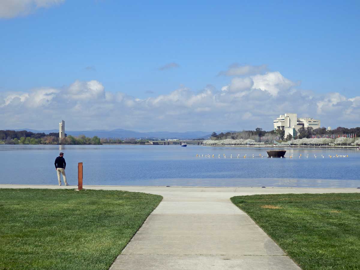 Melbourne to Canberra road trip: Best stops, distance & drive time