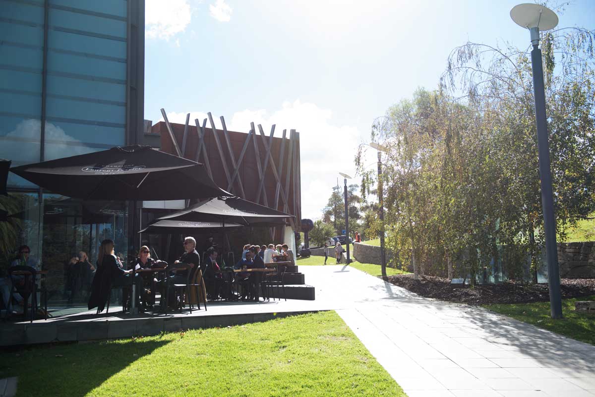 Daylesford to Bendigo road trip: Distance, drive time & best stops