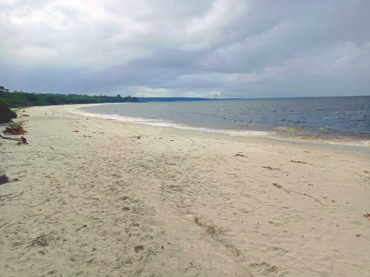 Iluka Beach, Jervis Bay Territory: Is this white sand beach worth seeing?